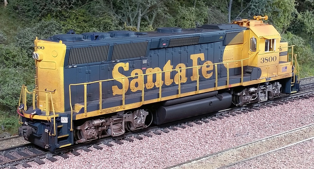 Gregg Fuhriman HO ATSF GP40X 3800